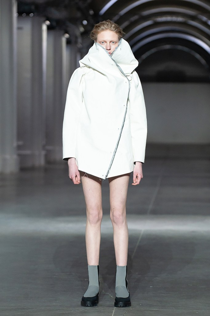 Metamorphosis: A Look at DZHUS – E D G E