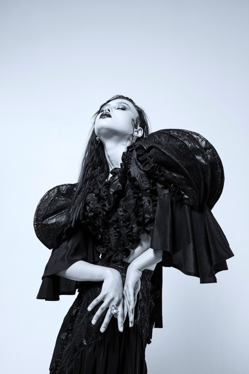 The Design is in the Details | Yun Qu in “CLOTH” – E D G E