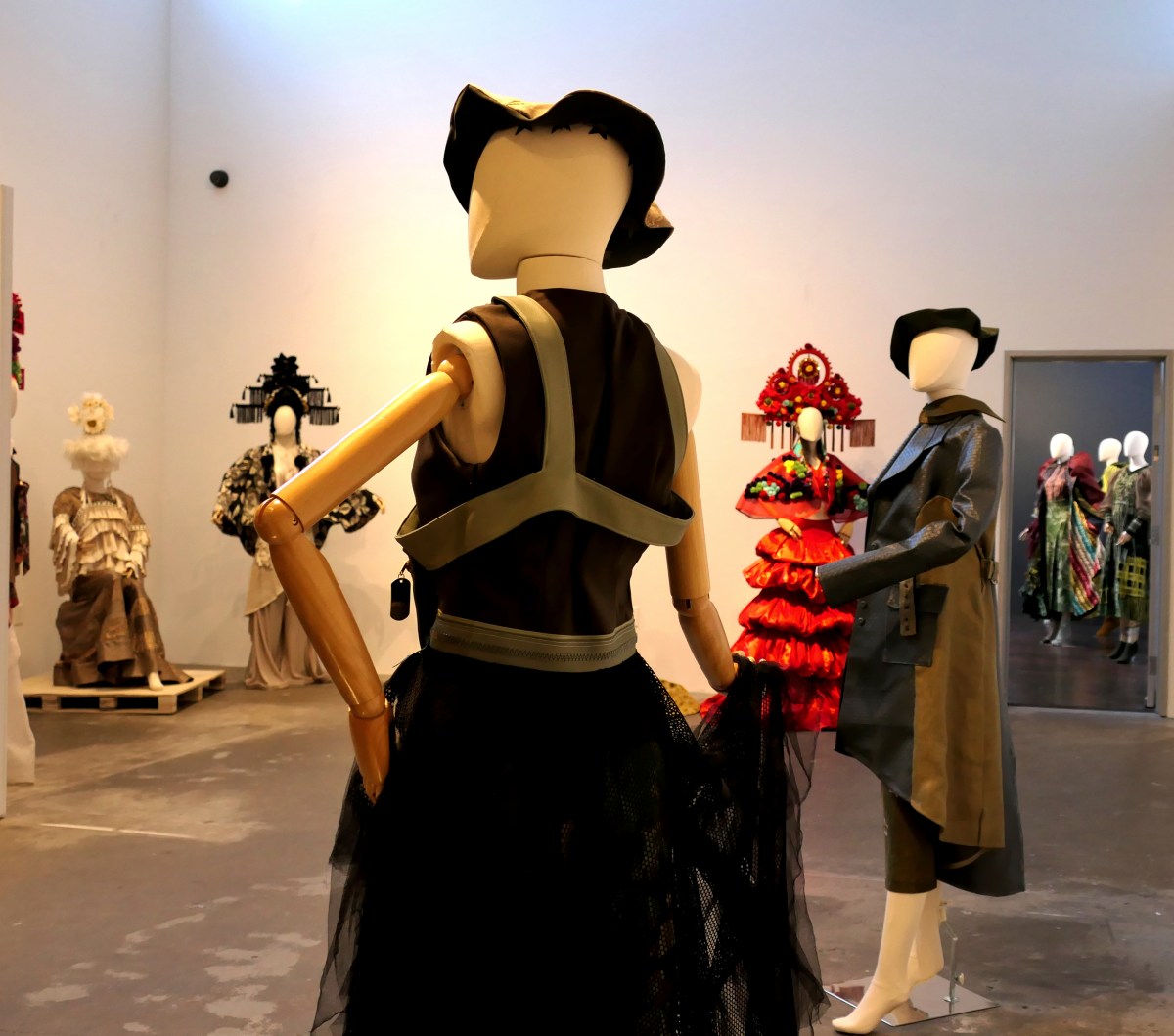‘CLOTH’ designers Construct stories … – E D G E