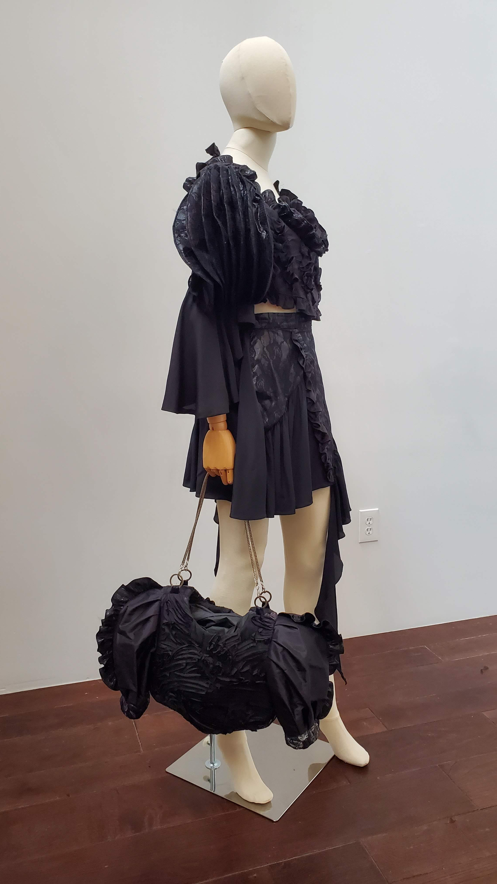 The Design is in the Details | Yun Qu in “CLOTH” – E D G E